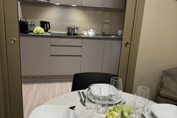 Apartamento Executivo, vista para o canal | Cozinha privada