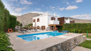 Villa, 2 quartos, vista para a montanha | Terraço/pátio interior