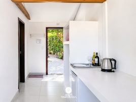 Suite Duplo Amplo Térrea e Vista Ampla Hidro Coletiva Pousada Solar dos Lírios | Comodidade do quarto