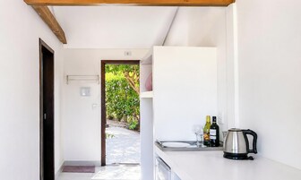Suite Duplo Amplo Térrea e Vista Ampla Hidro Coletiva Pousada Solar dos Lírios | Comodidade do quarto
