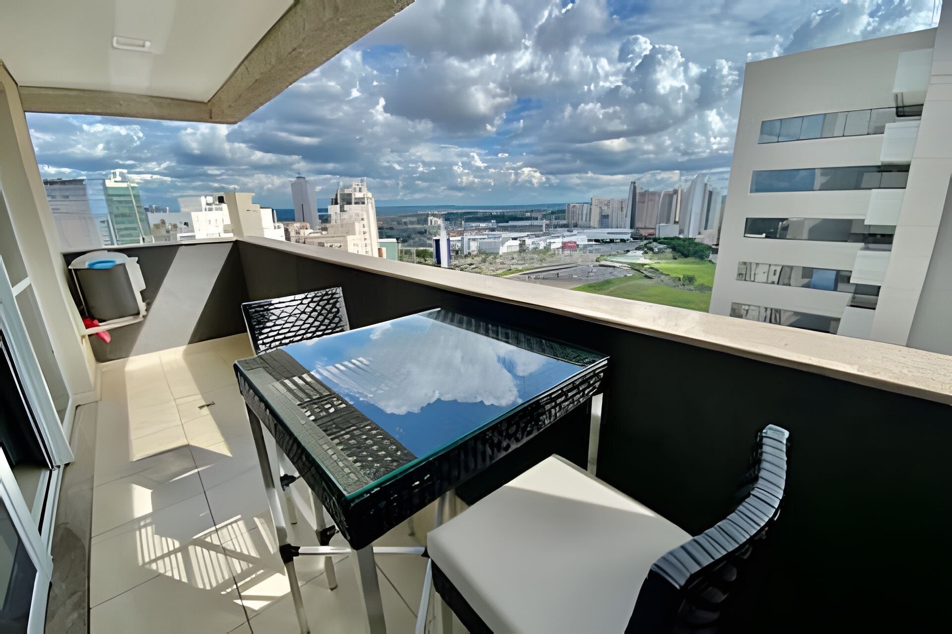 Apartamento | Opções para refeição ao ar livre