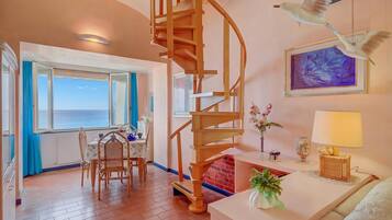 Apartamento Standard, vários quartos, 2 casas de banho (Il Bijou Di Rossella - Beach Front) | Interior