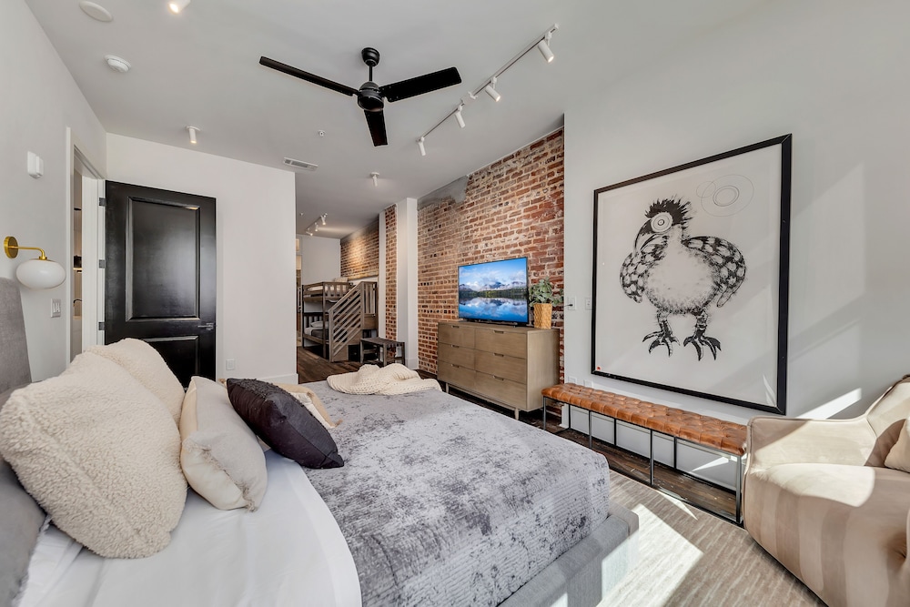 New Construction Loft Style Spacious Lux Apt 201 - Mercedes-Benz Stadium - Atlanta