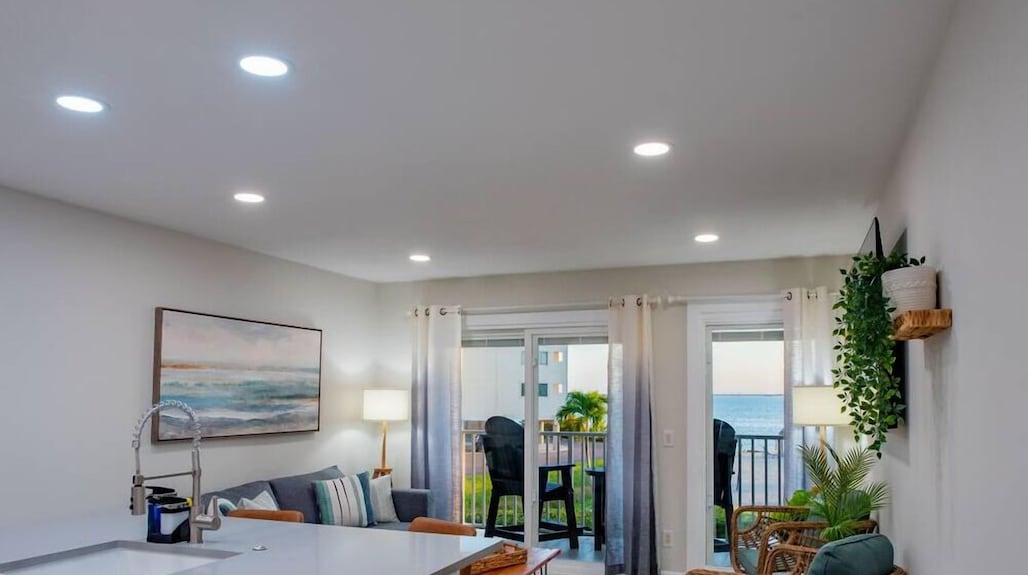 Manatee Point Summary - Tampa, FL