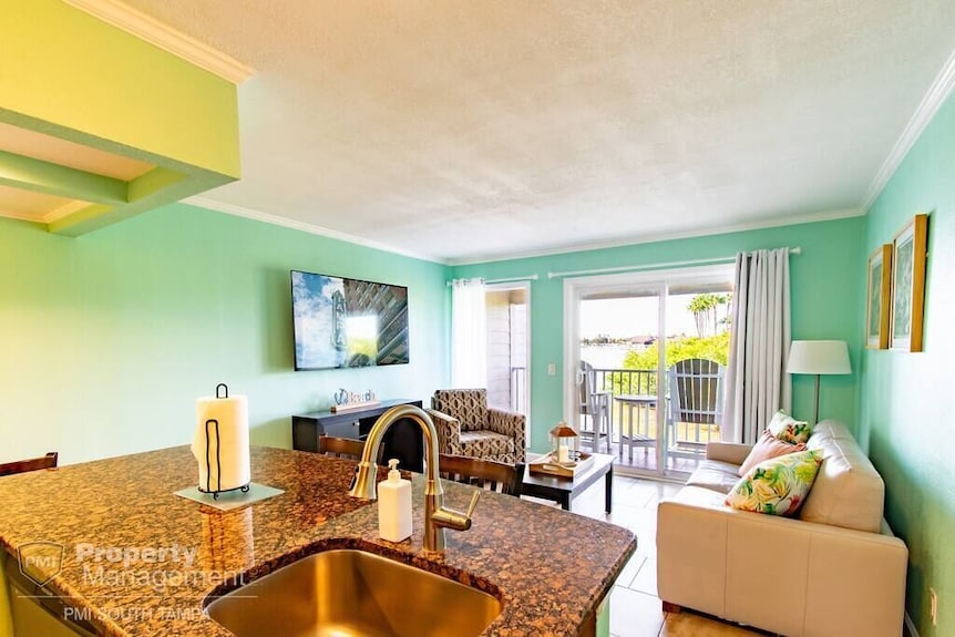 Cool Notes - Enjoy The Sounds Of The Bay - Tampa