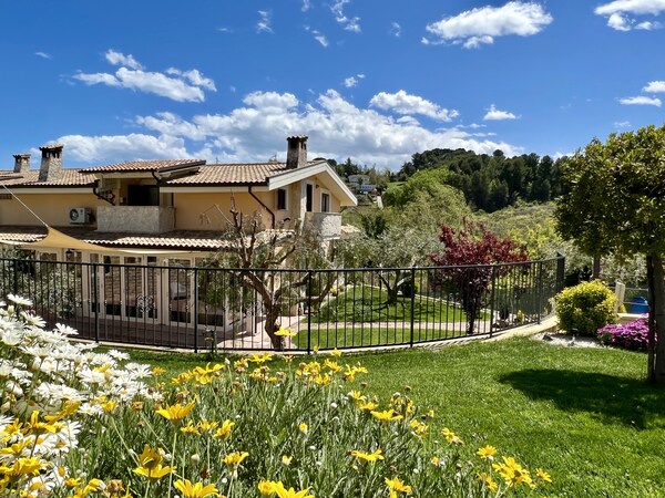 Peperosa In Collina Luxury B&b - Pescara