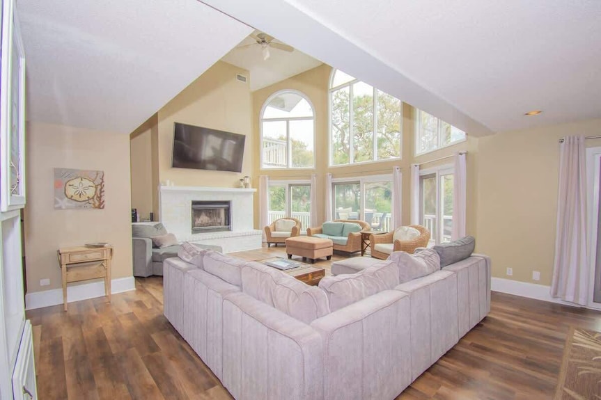 702 Whiting Road - New To Vrbo! Resort Access Included! - Fripp Island, SC