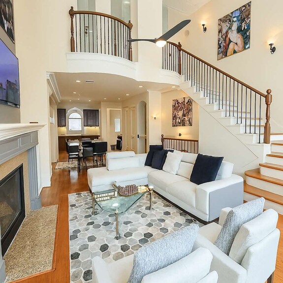 Casa Lujosa Jacuzzi 3 Habitaciones 2.5 Baños - Sugar Land, TX