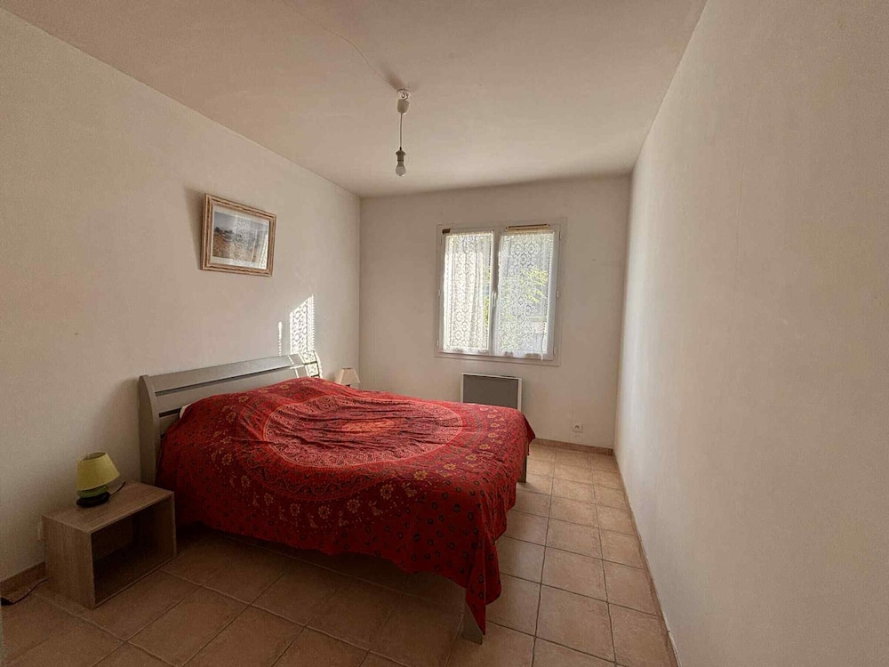 Charming 3-Star House near La Terrière Beach, WiFi, Sleeps 6, Garden ...