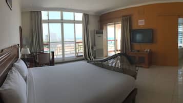 Quarto Nobre | 1 quarto, secretária, secretária adequada para computadores portáteis