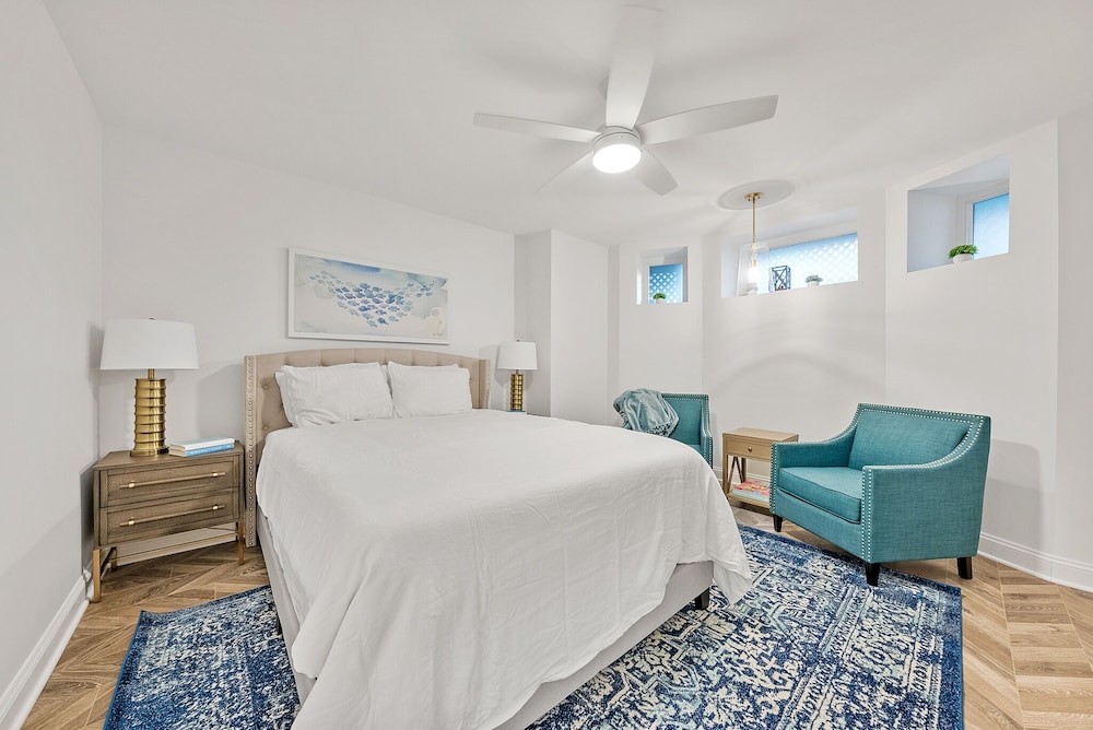 Chic Condo Near Cedar Point - Sandusky, OH