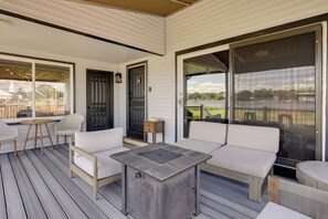 Casa (Multiple Bedrooms) | Interior