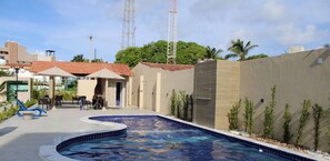 Apartamento | Piscina | Piscina interior, piscina exterior 