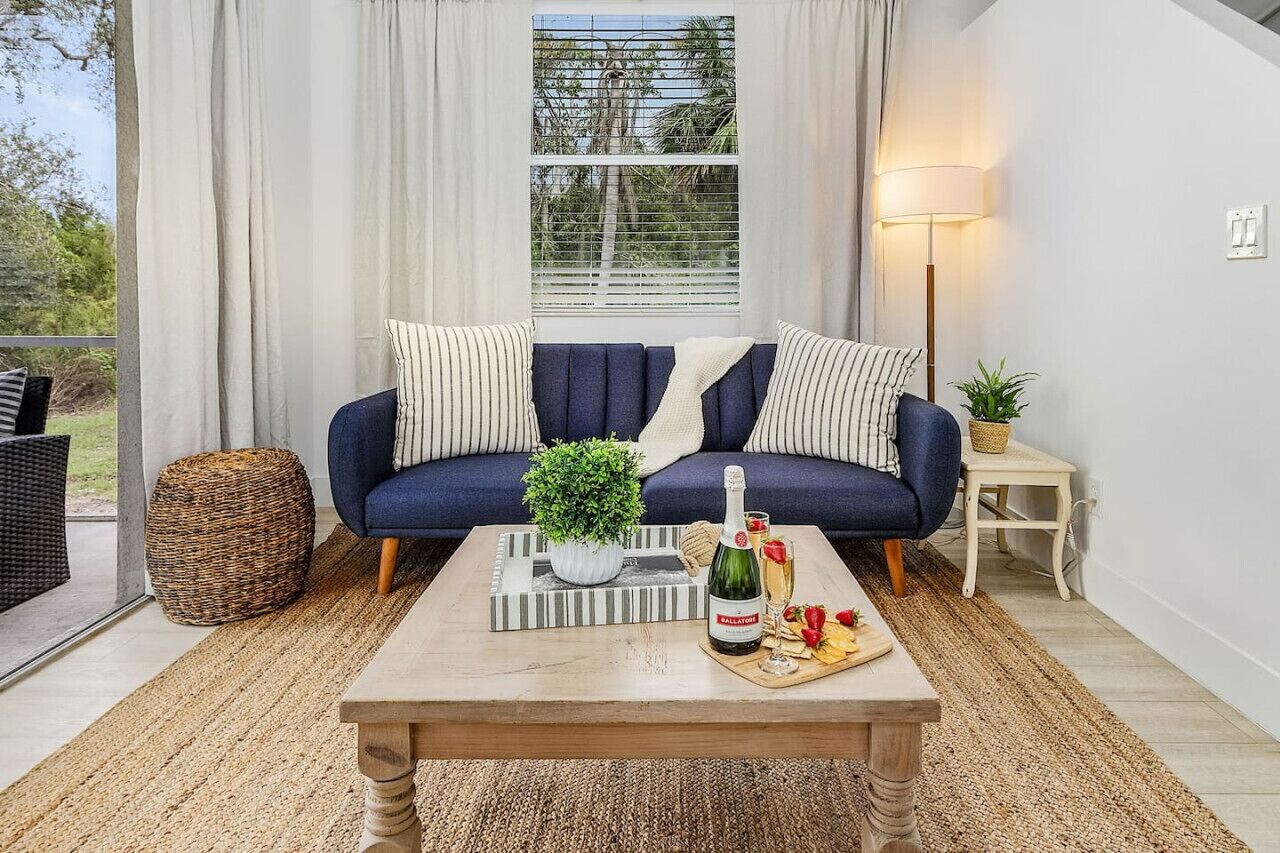 Hideaway At Hidden Palms Cove - Fort Myers Beach, FL