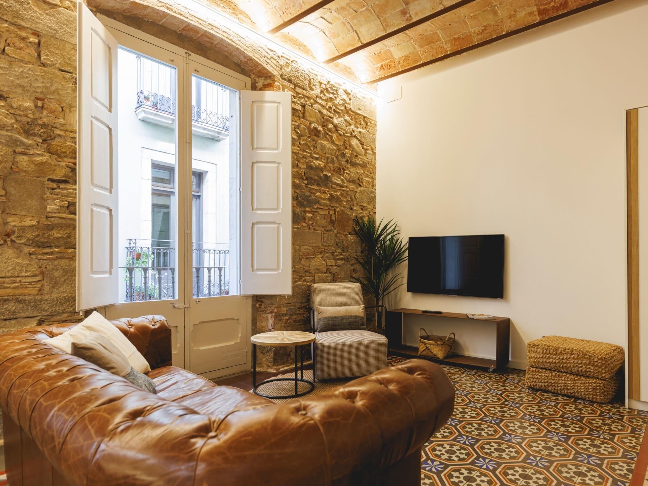 Mercaders 3-1-1 - Holiday Apartment Rental Girona | Bravissimo - Girona