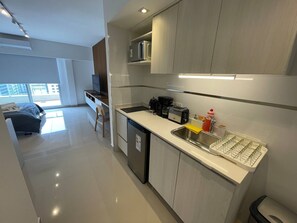 Apartamento, 1 quarto, acessível, para fumantes | Cozinha privada