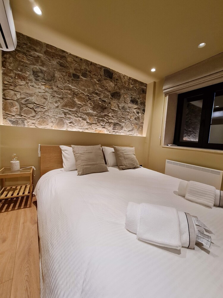 Selin the stone house Cozy challe on Trodos mountain at foini village ...
