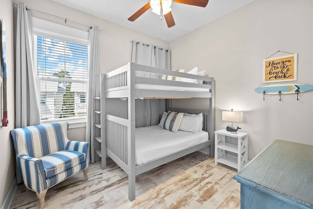 2 Golf carts! Heated Pool + Bikes in Prominence - Florida | Vrbo