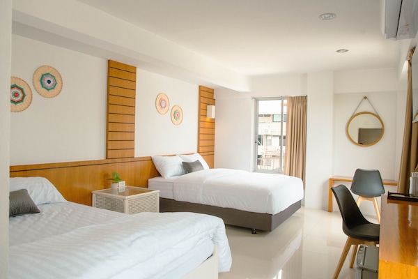 Quarto Familiar | Wi-fi grátis, roupa de cama fornecida