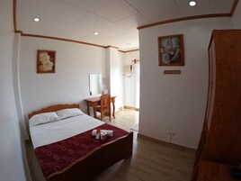 Quarto luxo | 1 quarto, Wi-Fi de cortesia