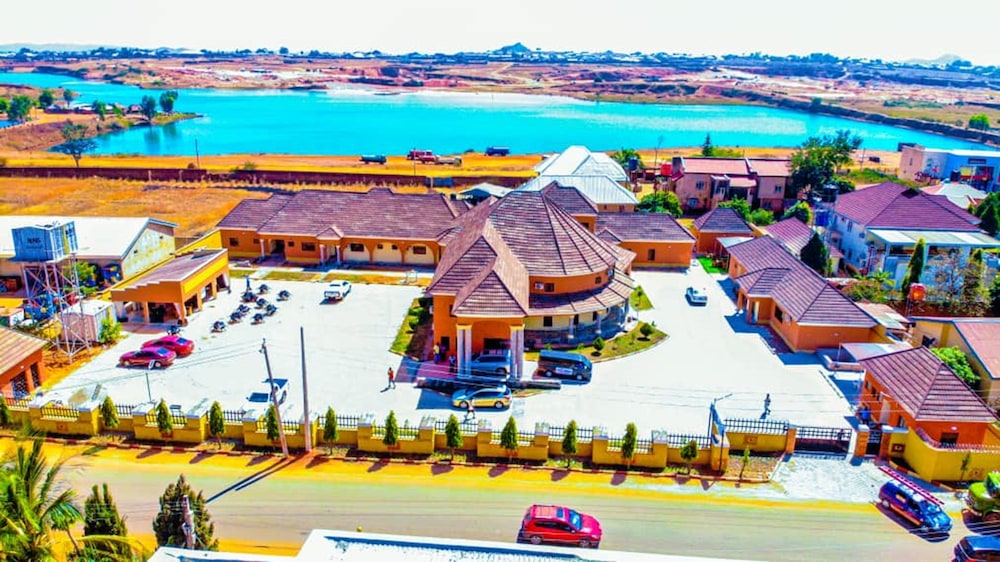 Mns Resort Rayfied - Jos