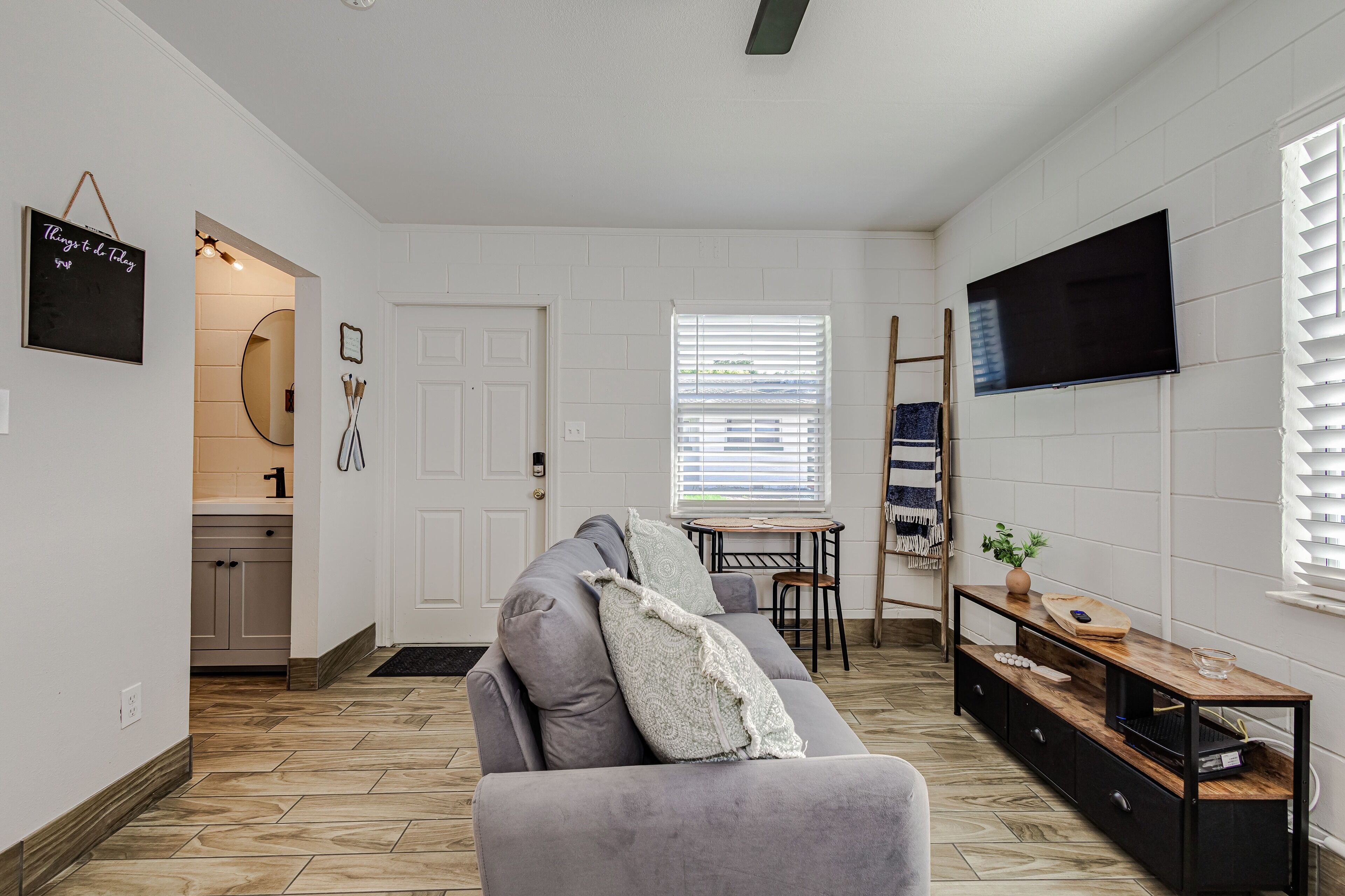 Studio Apartment In Winter Haven, Fl - Winter Haven, FL