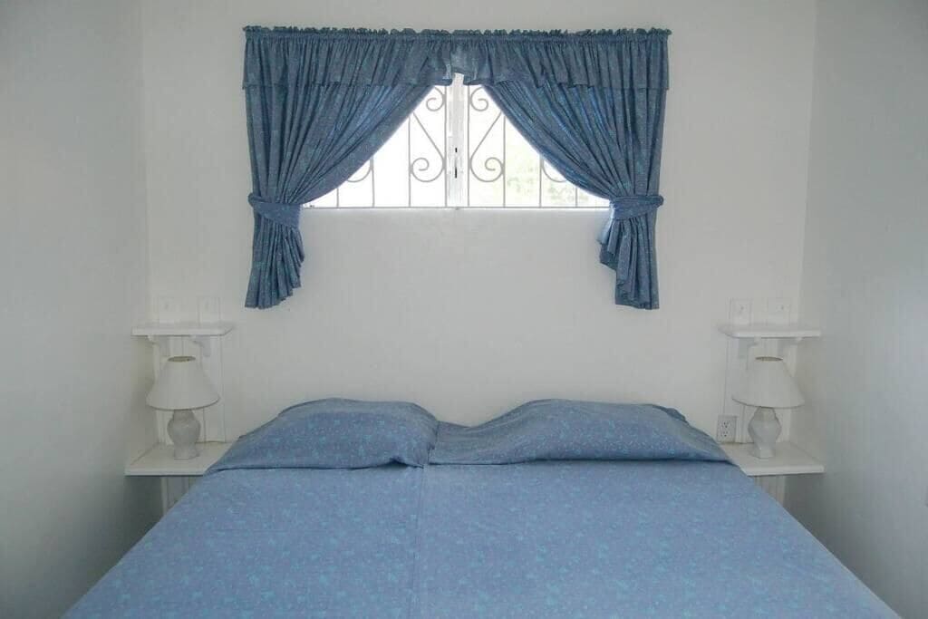 Michelin--dover Beach Apartment #3 - Bridgetown, Barbados