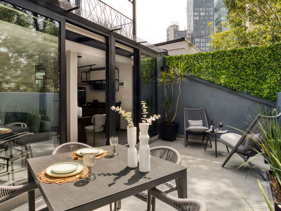 Master Penthouse with a Private Terrace | Vista da varanda
