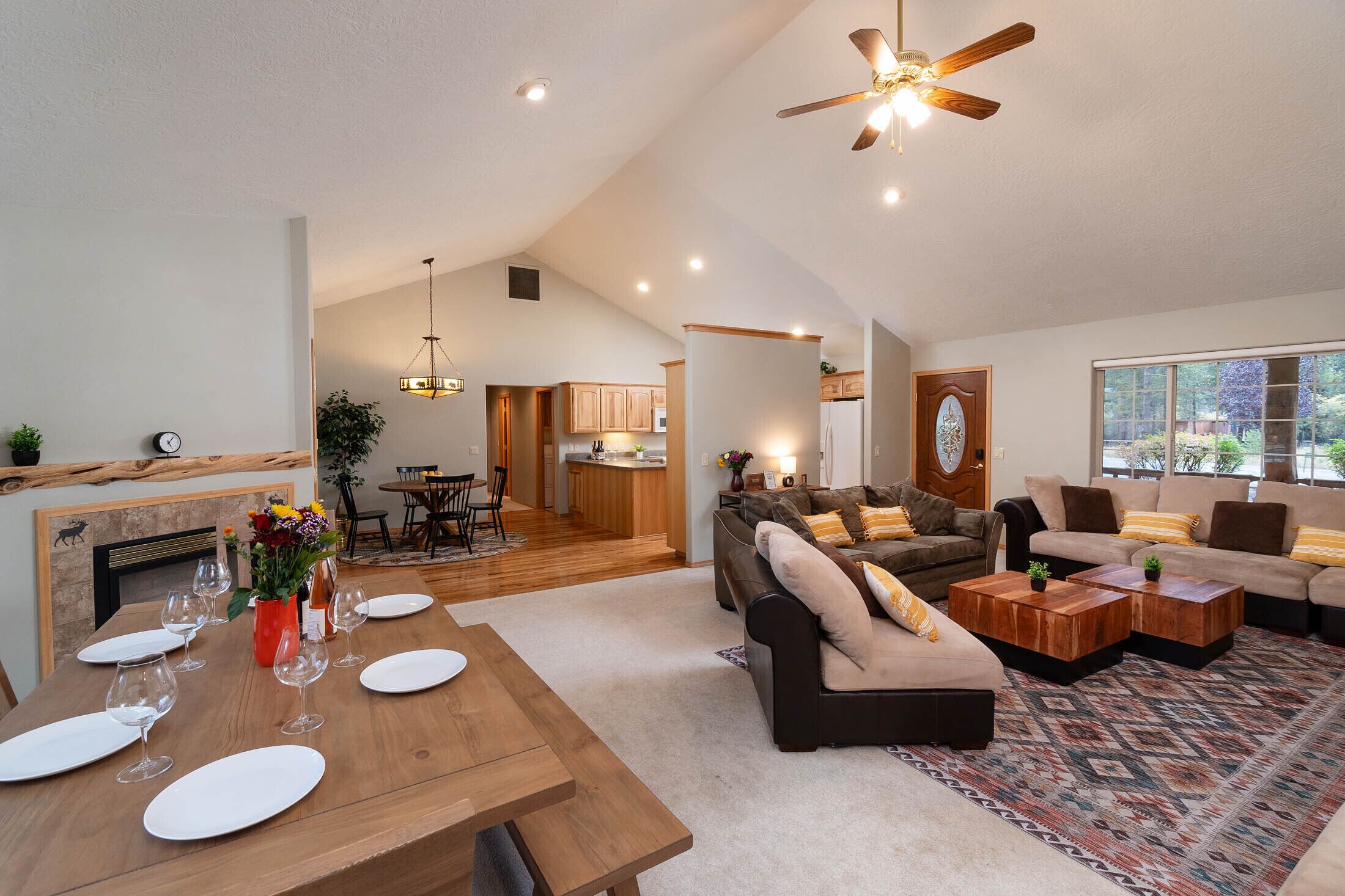 Riverfront, Hot Tub,paddle Boards,canoe,ping-pong, Billiard,near Sunriver Resort - Oregon