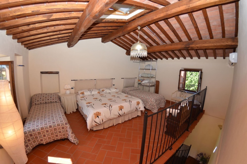 Al Vecchio Pozzo - Buti ,Tuscany Reviews, Deals & Photos 2026 - Vrbo
