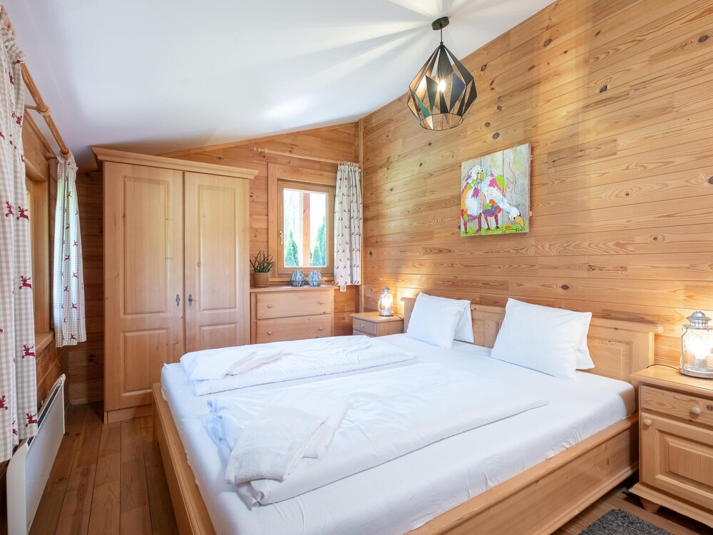 Group Chalet With Sauna, Fireplace And Barbecue - Königsleiten