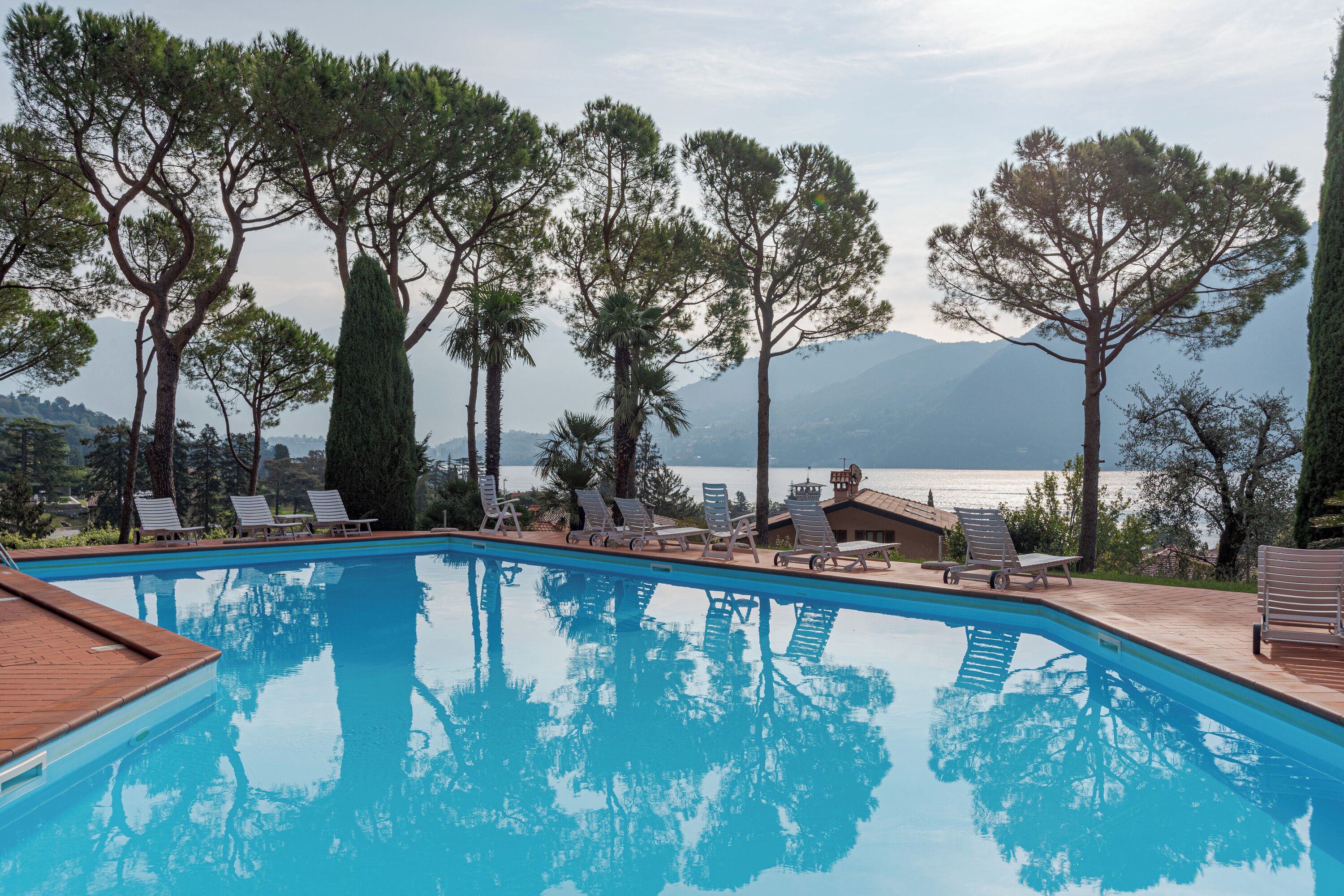 Piscina externa sazonal