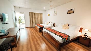 1 quarto, roupas de cama premium, ferros/tábuas de passar roupa