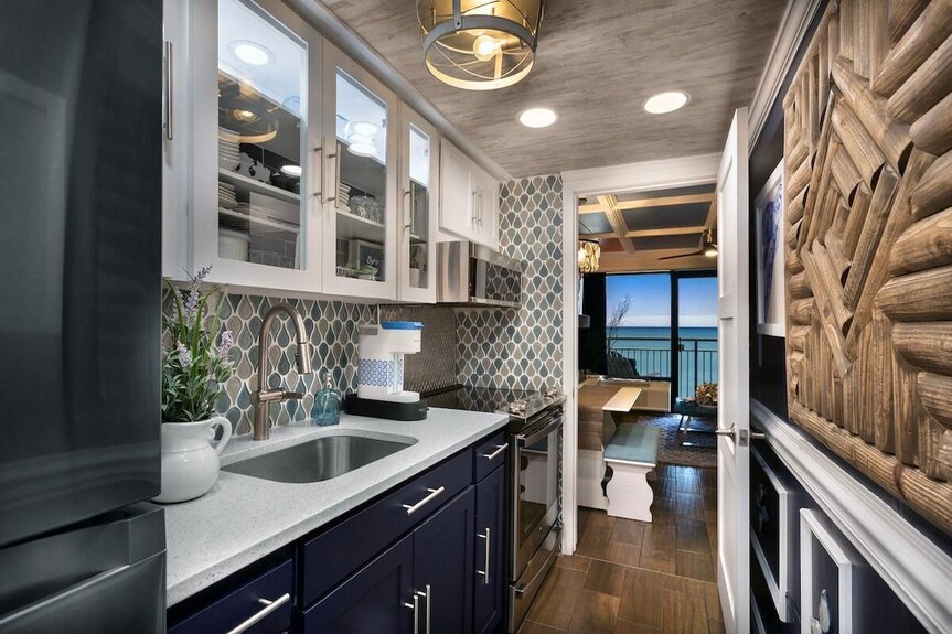 Oceanfront Premier Suite Breakfast Included - Myrtle Beach