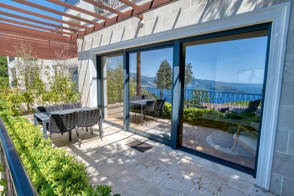 Apartamento luxo, vista para o mar | Terraço/pátio