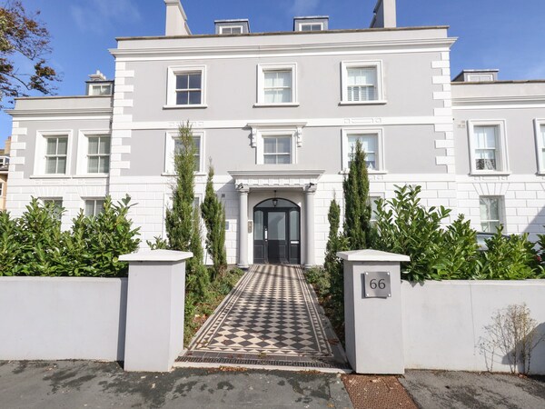 3 Compass Point - Weymouth