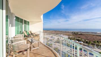 Apartamento Signature, 3 quartos, varanda, vista para a praia | Varanda