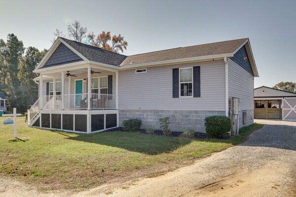 Beach Bay Pony Place W/ Ponies: 1 Mi To Water! - Chincoteague, VA