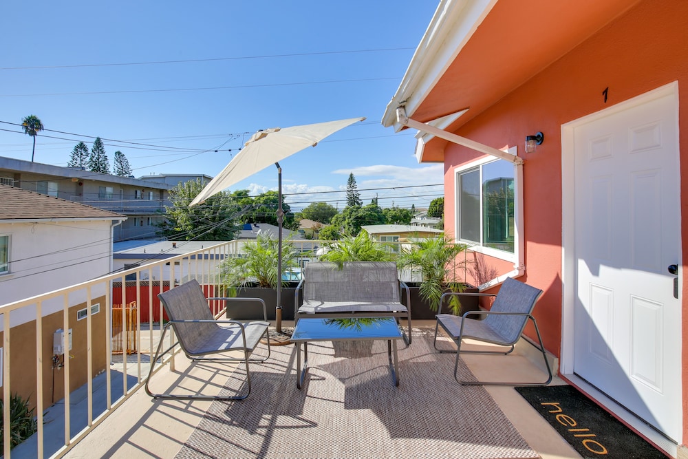 Airy Long Beach Condo Rental: 2 Mi To Ocean! - Downey, CA