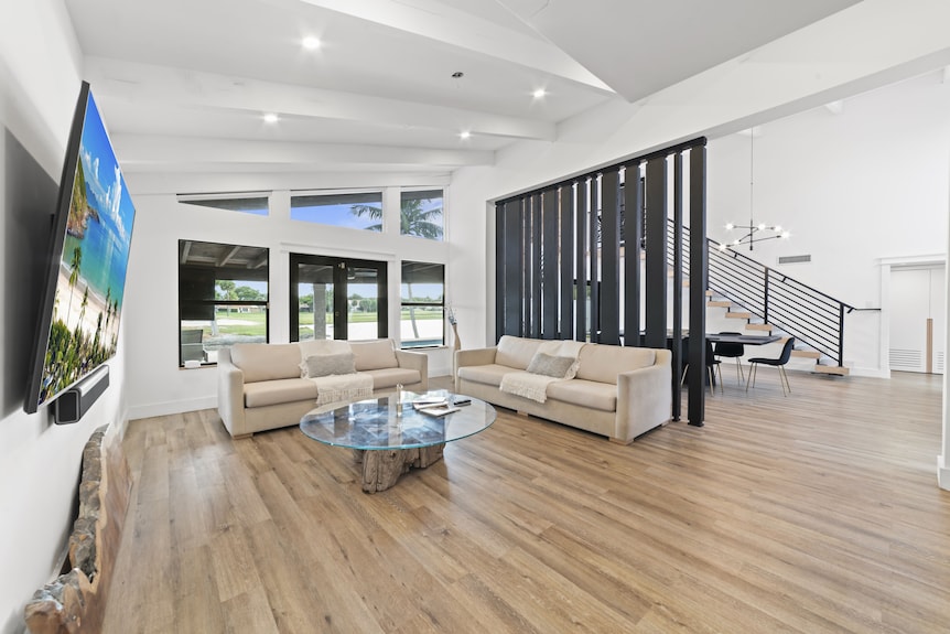 Miami Lux Mansion/lakefront Views/pool & Golf - Miramar, FL