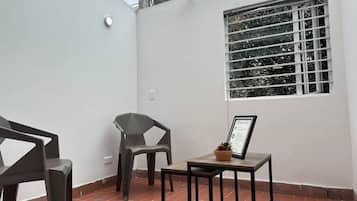 Estúdio Básico | 1 quarto, Wi-fi grátis, roupa de cama fornecida