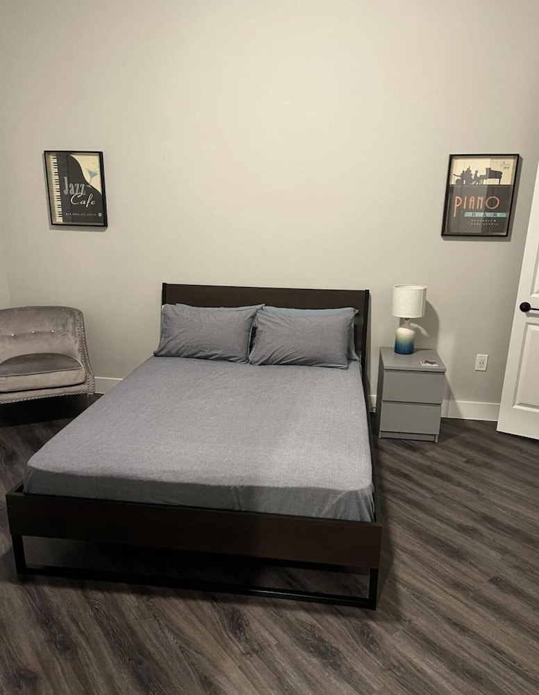 Cozy And Comfortable Legacy West Apartment - 普萊諾