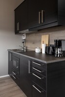 Apartamento Panorâmico | Cozinha privada | Uma chaleira elétrica