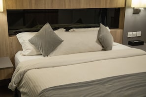 Quarto Júnior, 1 cama king-size | 1 quarto, Wi-fi grátis