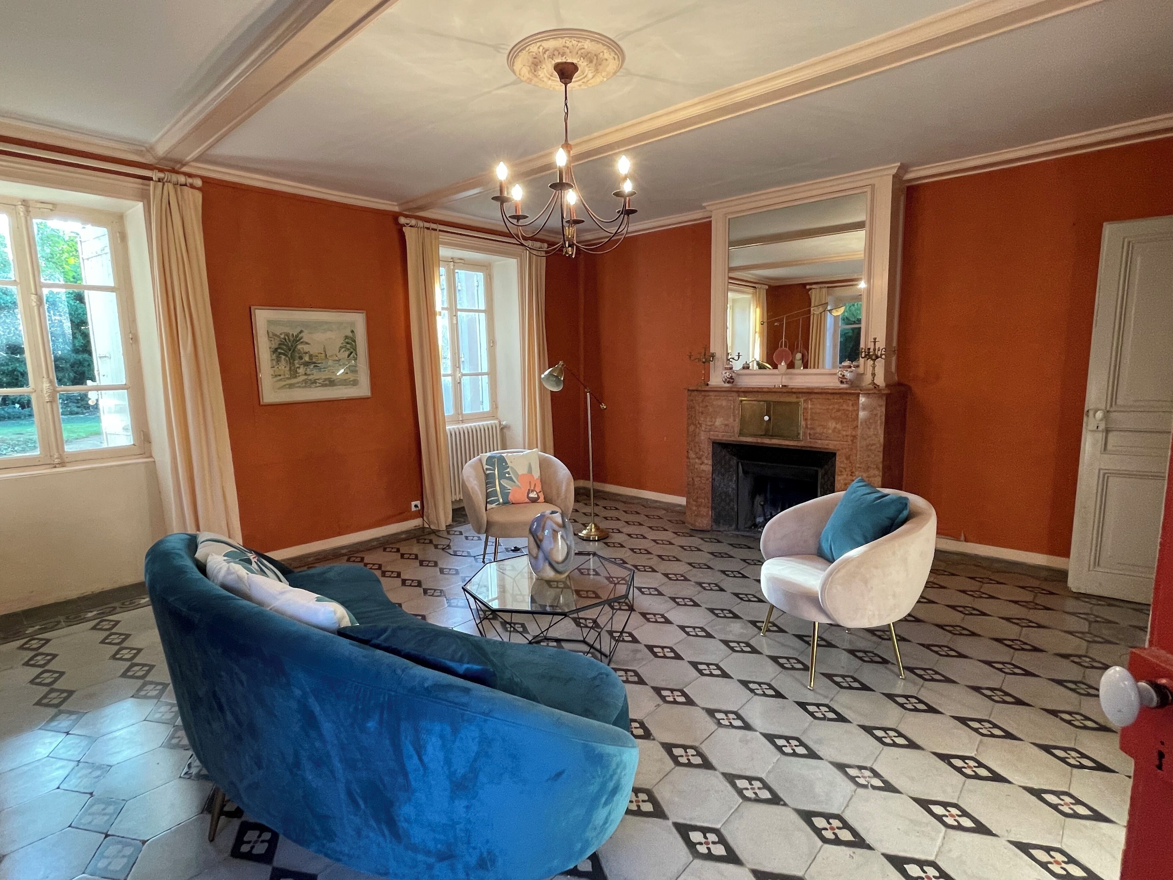 La Gallée: Very Large Family Home - Montélimar