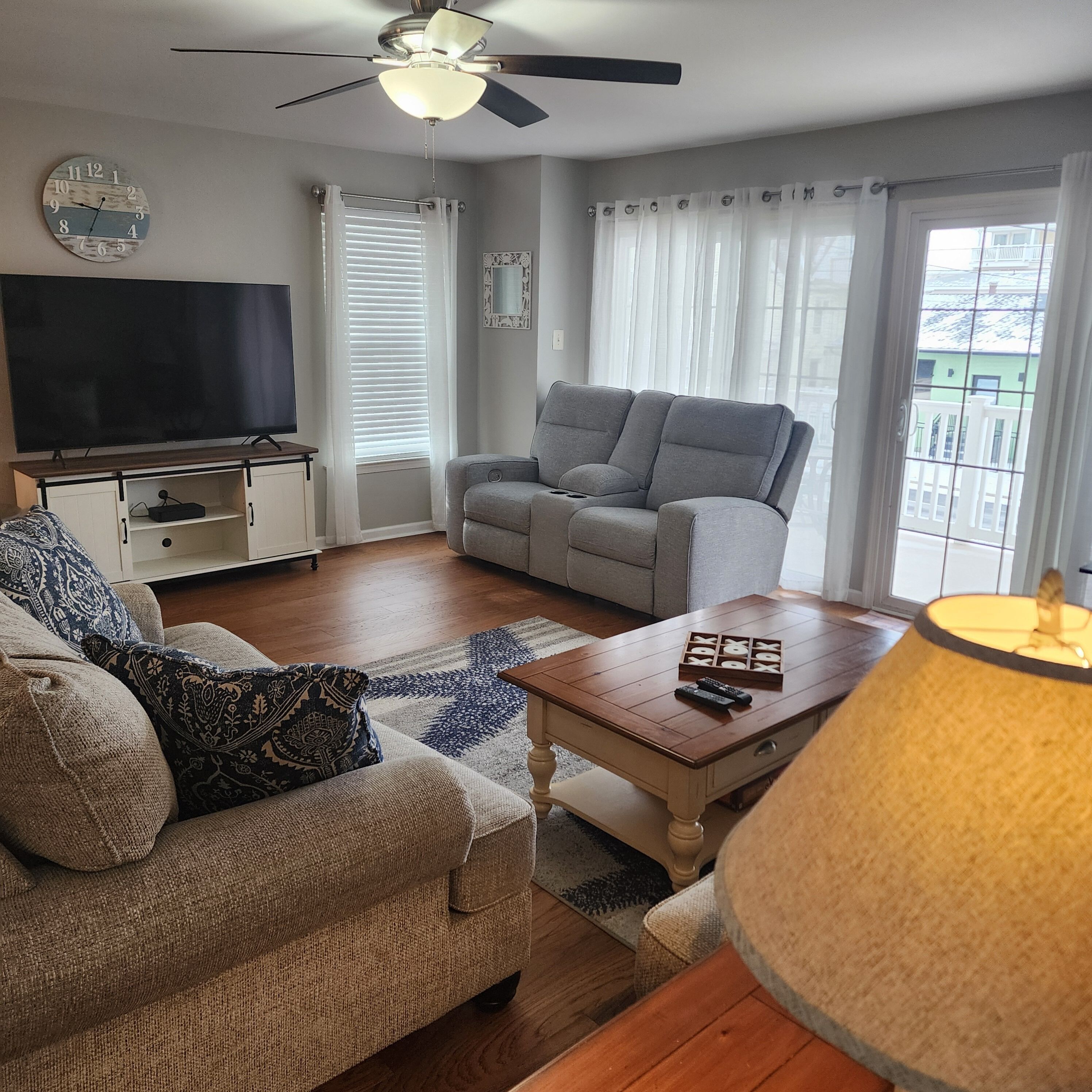 Ww Condo 1.5 Blks To Beach And Boardwalk. Walk To Shops, Restaurants And Cc. - North Wildwood, NJ