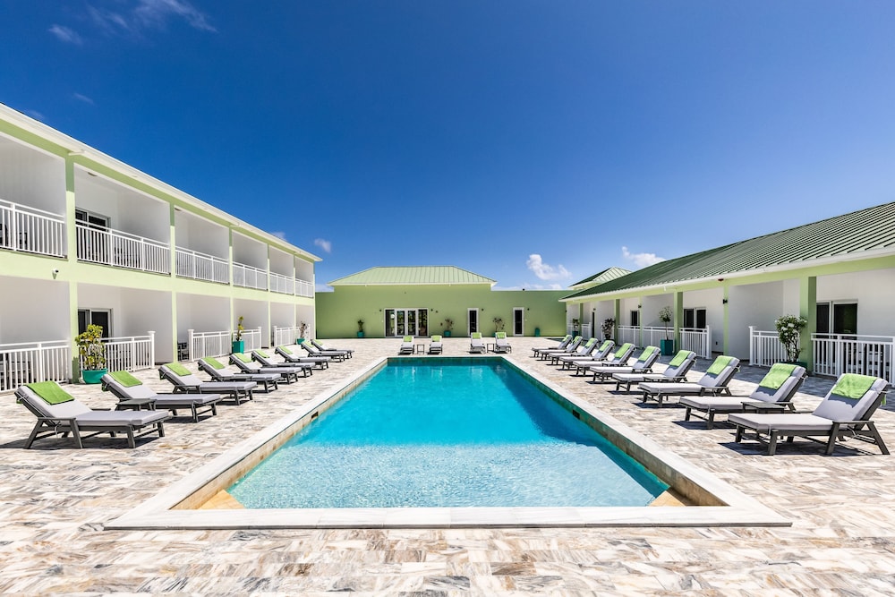 Ocean Breeze Resort - Caribe