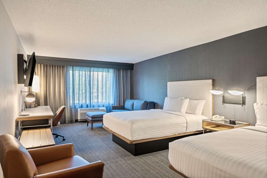 Gloucester Berkeley Rose Garden! 3 Family-friendly Suites W/ Starbucks & Parking - Walnut Creek, CA