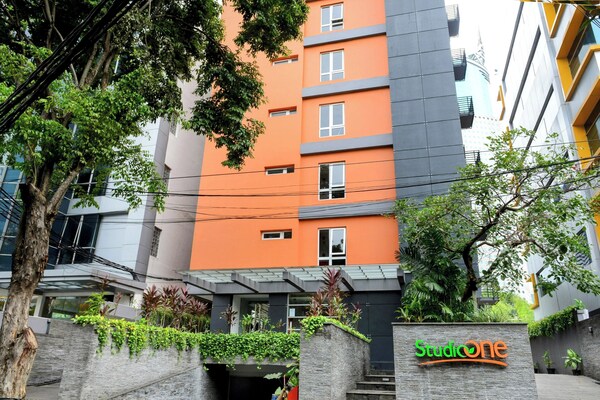Studio One Thamrin Hotel - Yakarta