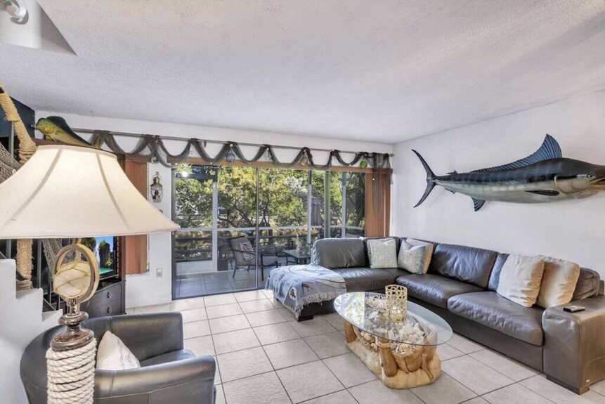 Beautiful Lagoon Front Townhome! - Key Largo